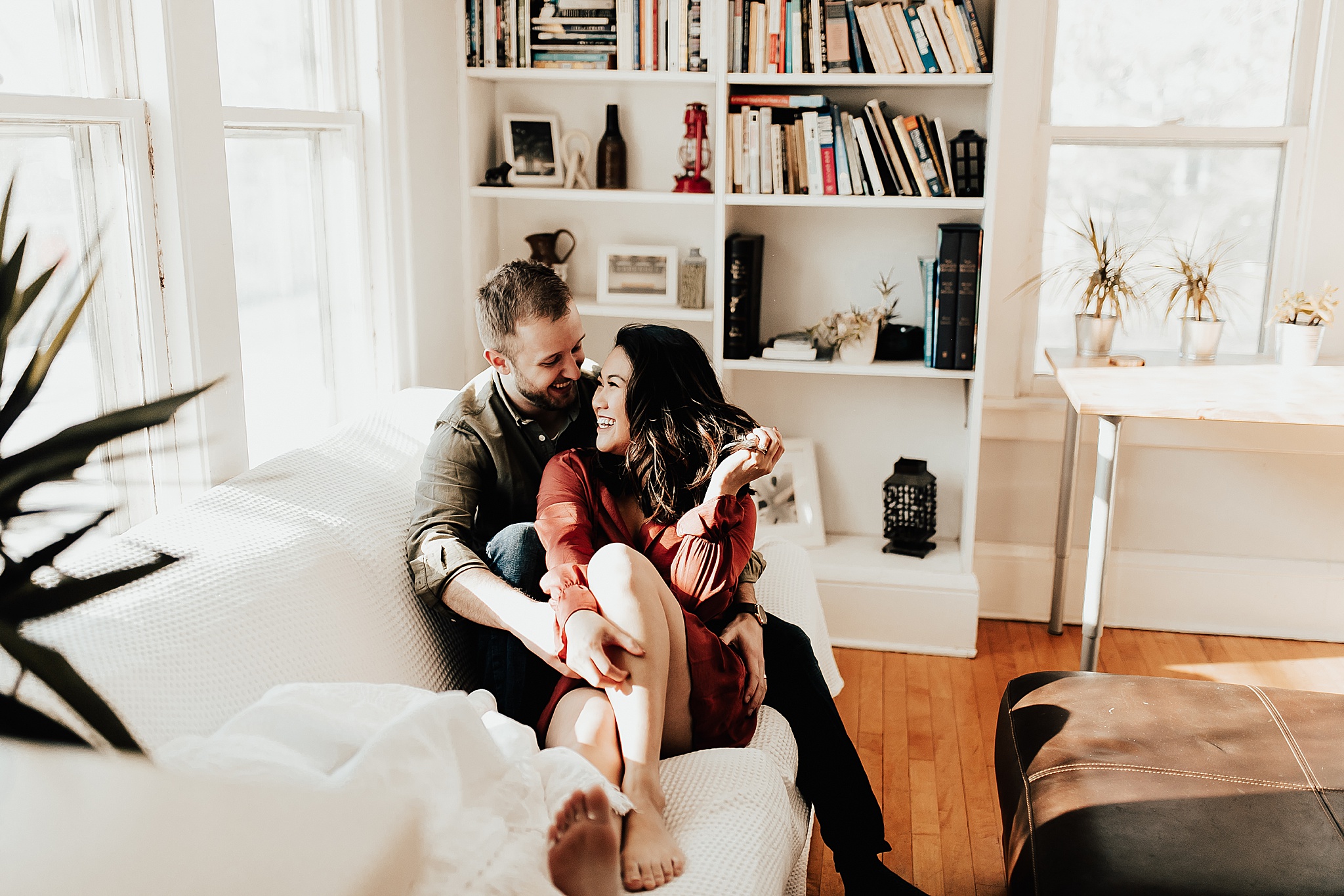 Sunny Morning Minneapolis In Home Session | Nikki & Andy - Whitley B ...