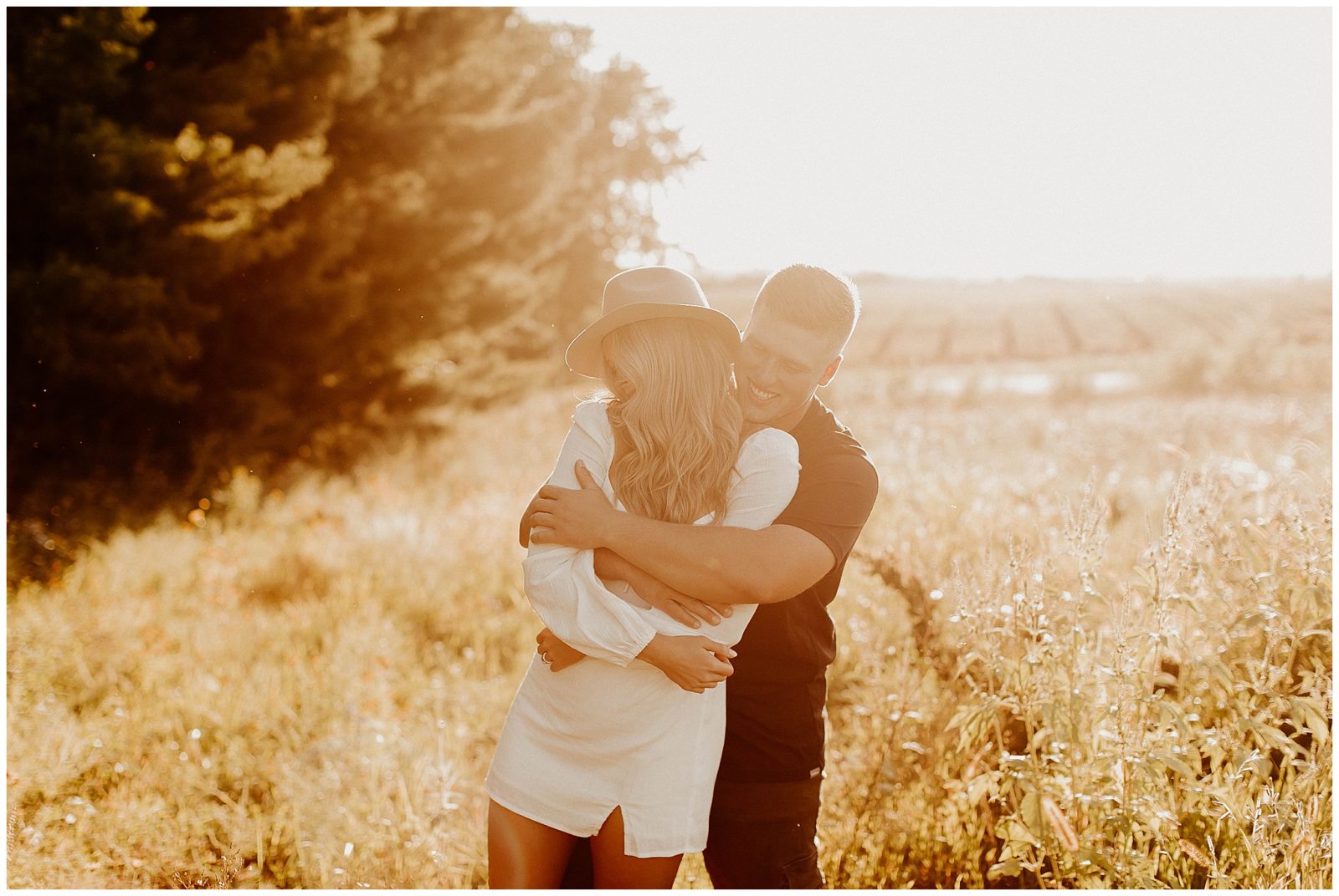 Playful Golden Hour Sunset Engagement | Kristin & Drew - Whitley B ...