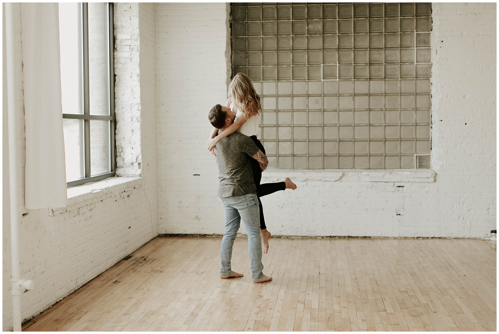 Cozy & Modern Studio Engagement Session - Minneapolis, MN | Katie ...